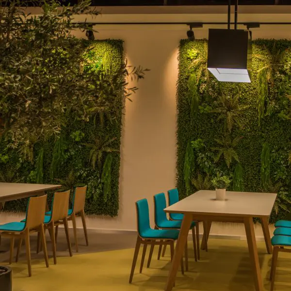 FLOKK: CONNECTION Fallstudie: Institute of Applied Technology (IAT) UAE ...